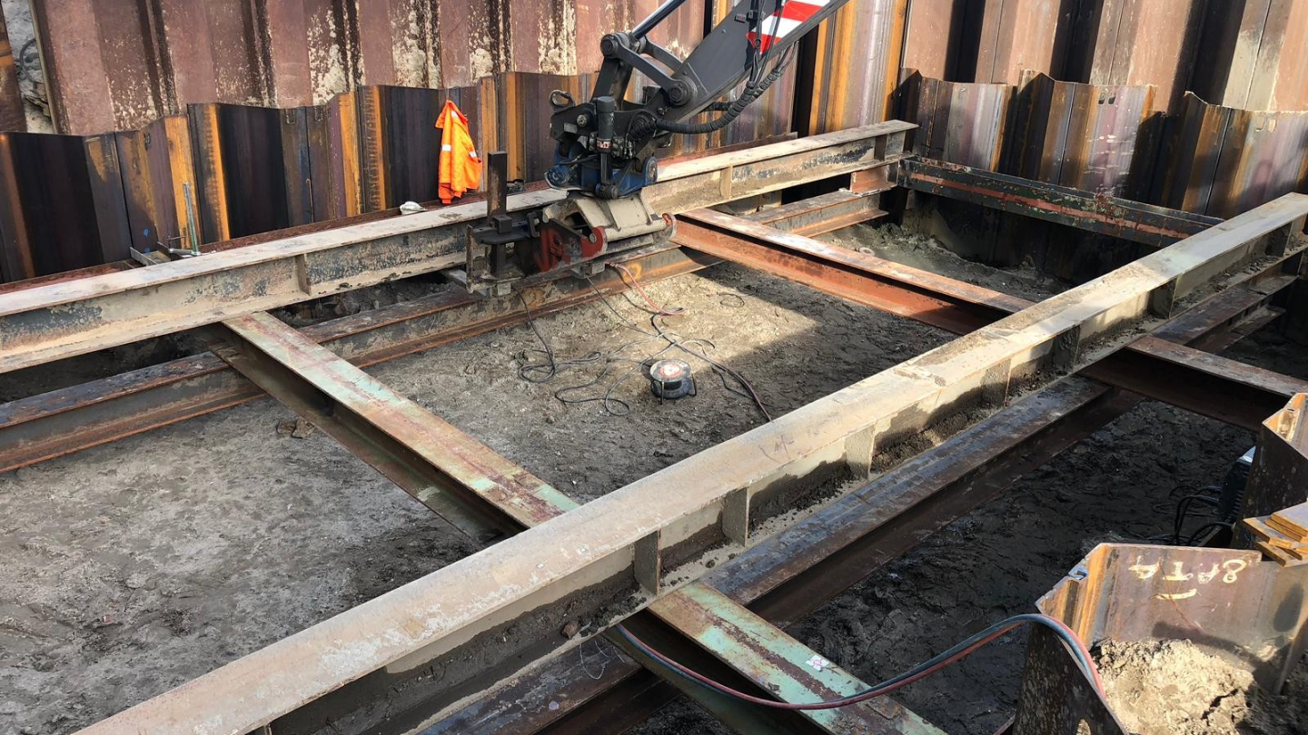 Uitbreiding los- en laadkade Havens Diervoeders